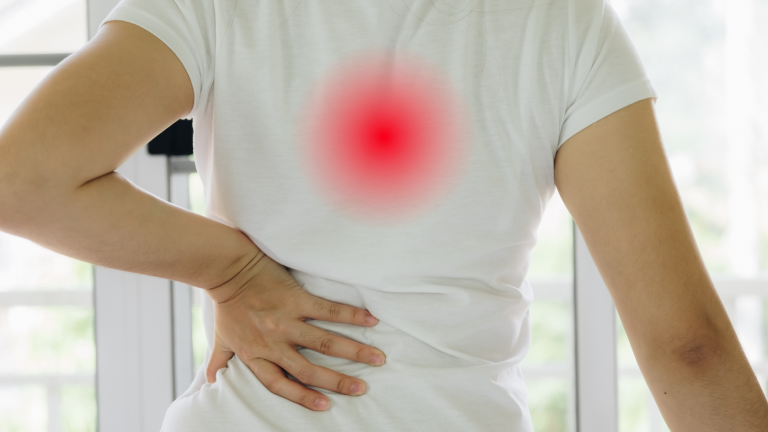 Upper Middle Back Pain in Females — Causes, Patterns, and What Helps ...